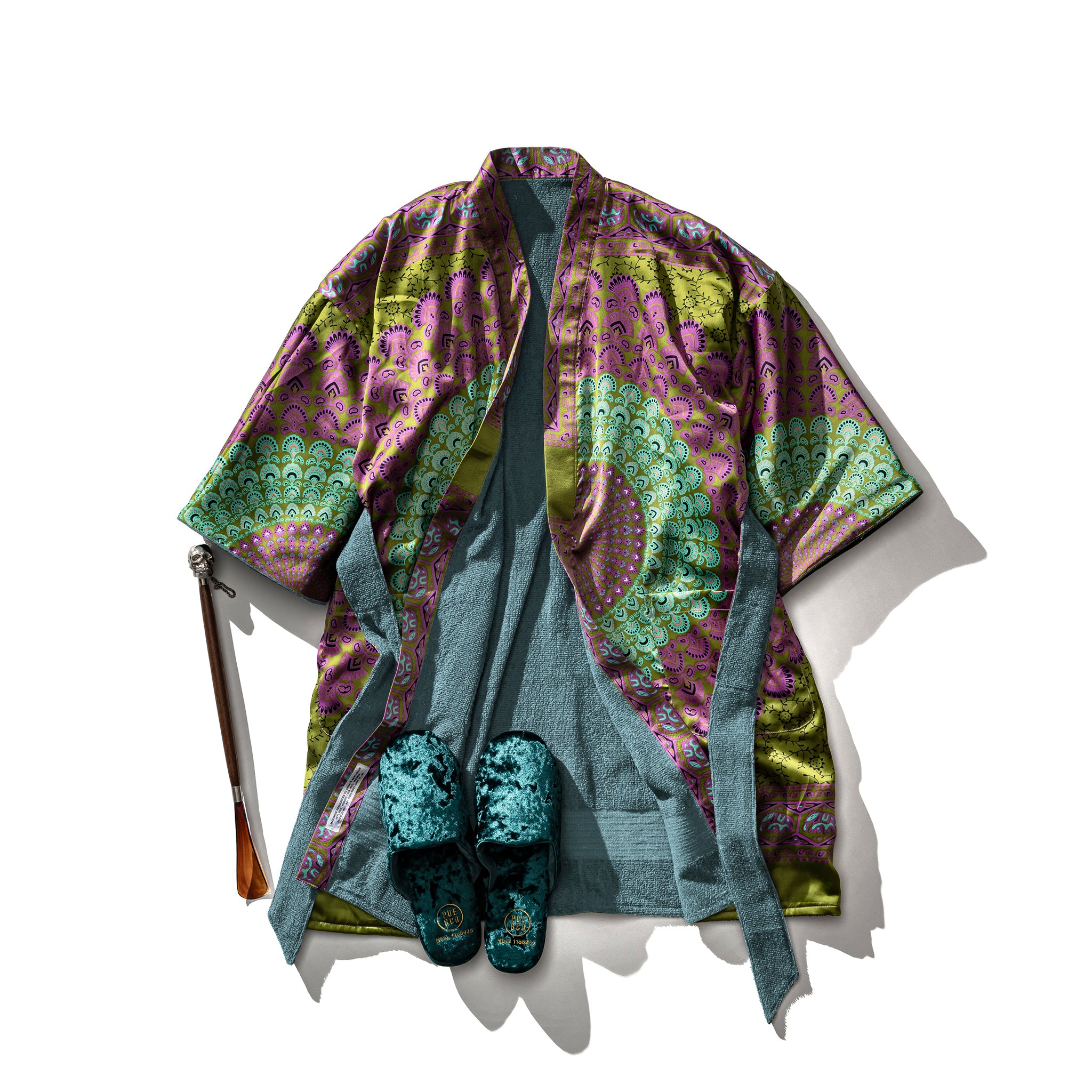 PRINTED REVERSIBLE BATHROBE / Peacock – PUEBCO ONLINE STORE