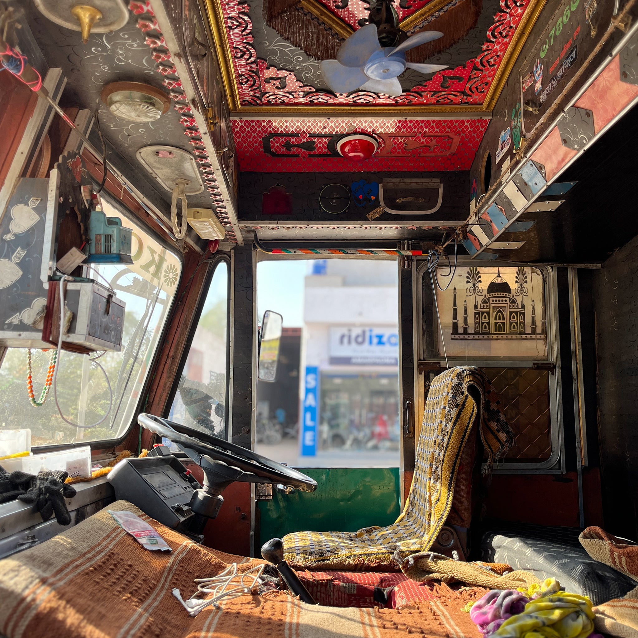 TRUCK SEAT FABRIC SMALL TOTE – PUEBCO ONLINE STORE